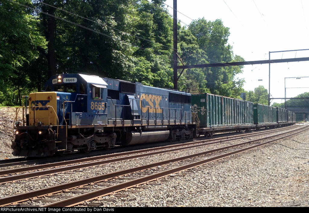 CSX SD50-2 8665 leads Q706 again on Q706-19